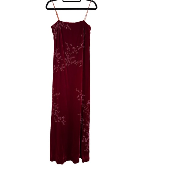 Kay Unger | Dresses | Vintage Kay Unger Red Velvet Gown With Beautiful ...